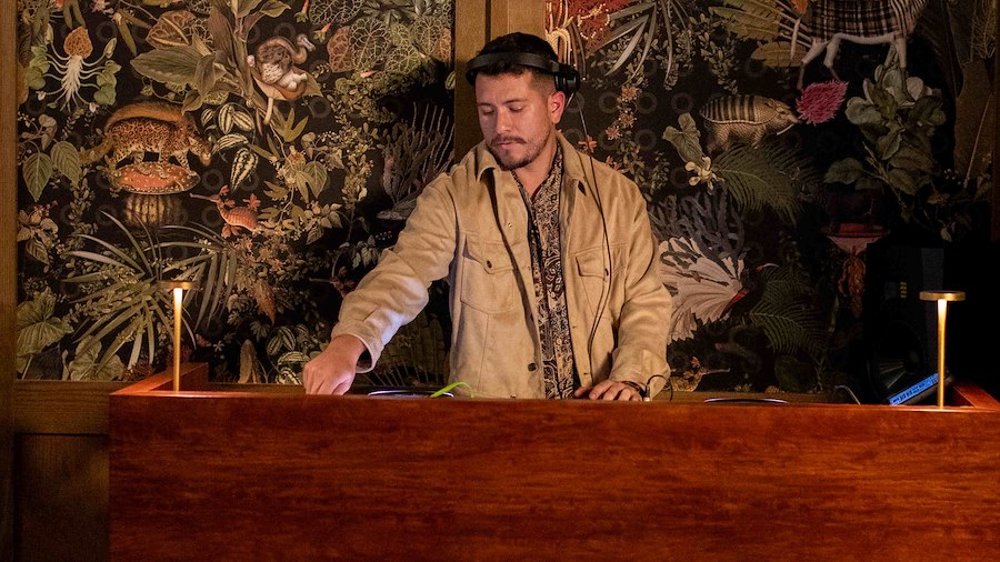 Experience Luxury at Farrago Bar and Lounge